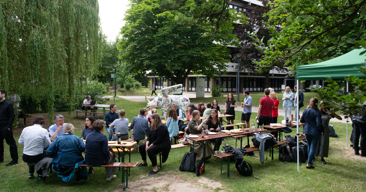 Sommerfest des Instituts für Sprache, Literatur und Kultur 2023 - ISLK ...